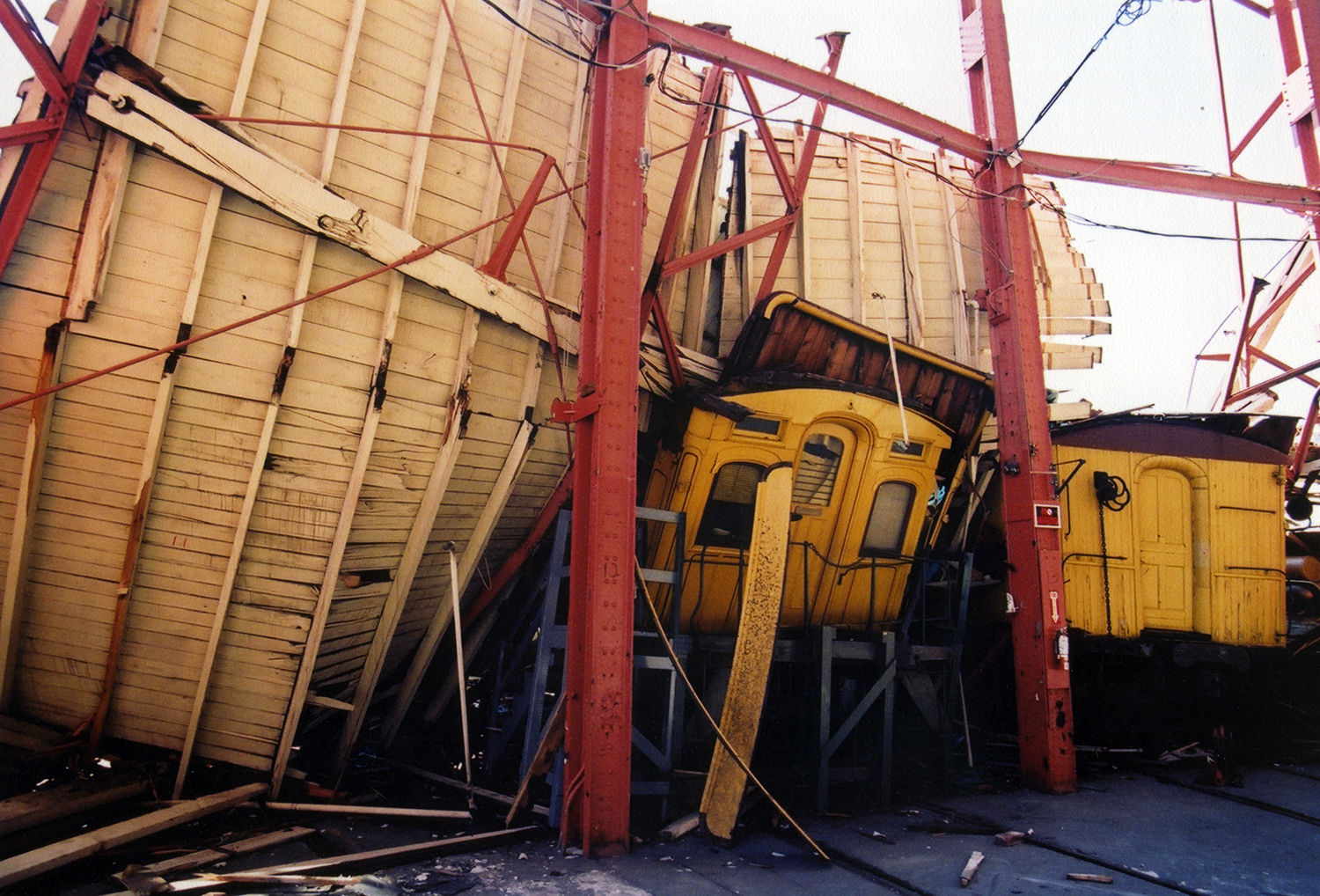 2003 Roundhouse Roof Collapse | B&O Railroad Museum